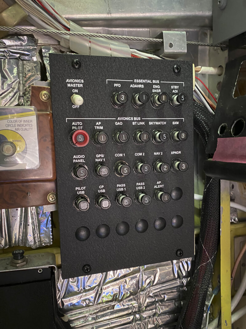 Featured Project - Cessna R182 - Major Retrofit - NewView Technologies ...