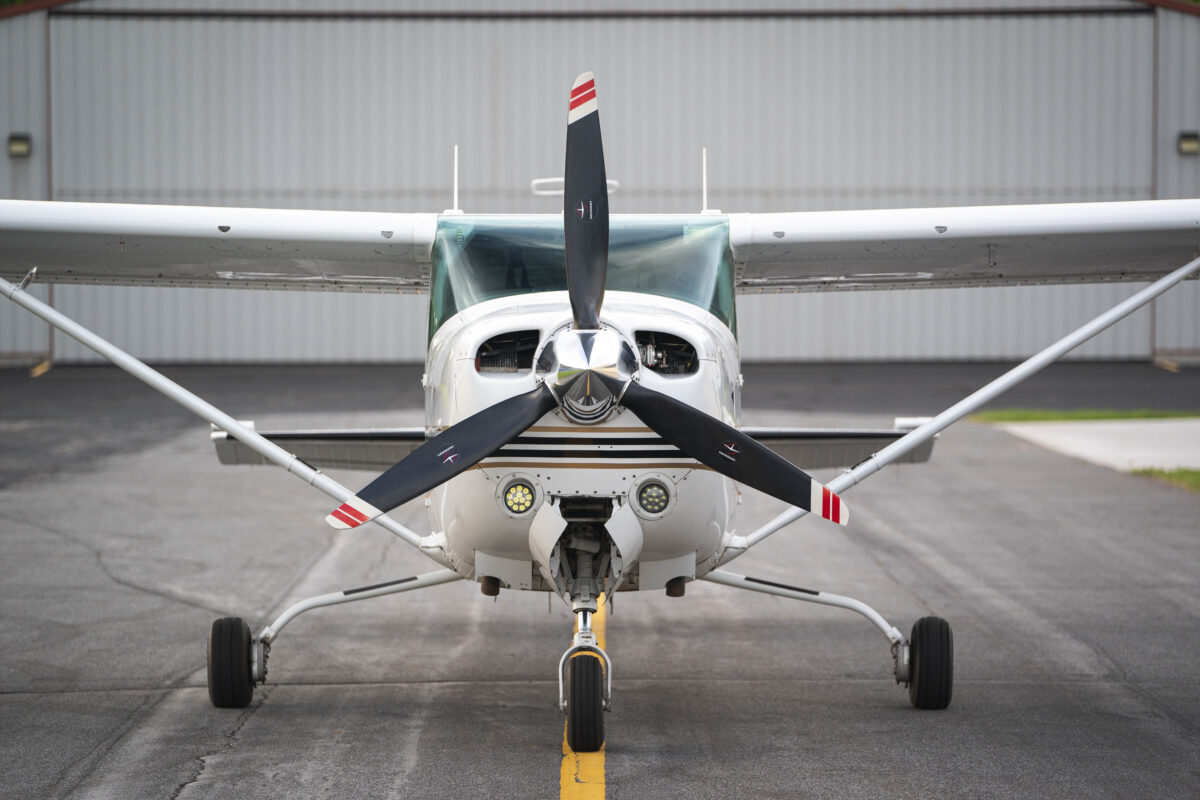 Featured Project - Cessna R182 - Major Retrofit - NewView Technologies ...